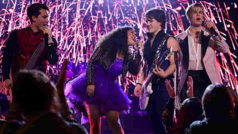 Julie And The Phantoms Season 2, Is It Happening On Disney+?