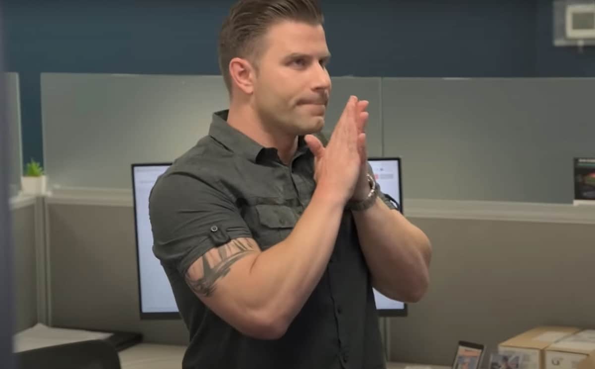 Meet Goldin Auctions Cast, King Of Collectibles In Real Life