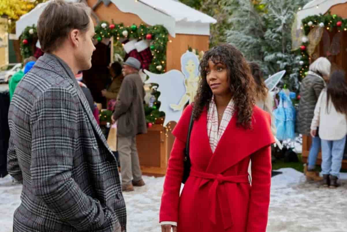Where Was Magic In Mistletoe Filmed? Hallmark Cast Details